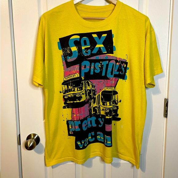 Vintage Shirts Sex Pistols Bright Yellow Pretty Vacant Bus Graphic